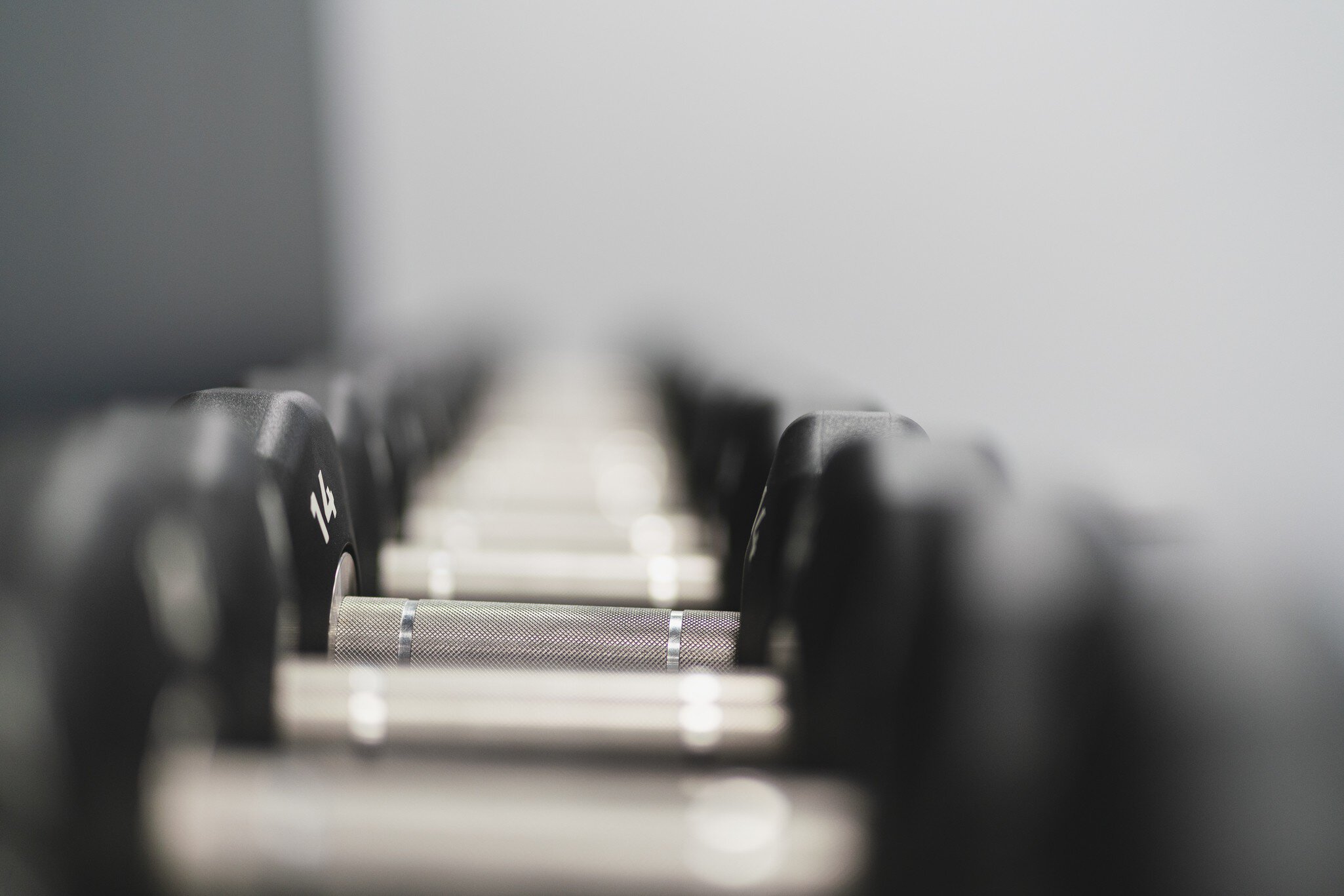 Dein Guide zum Home Gym mit Kurzhanteln | Eleiko